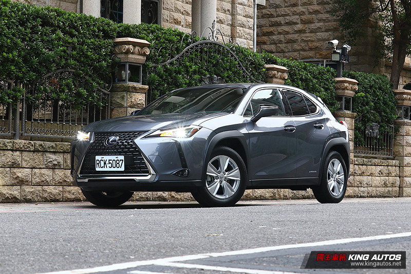 後到的才是主力 ─《Lexus UX 250h》試駕報導
