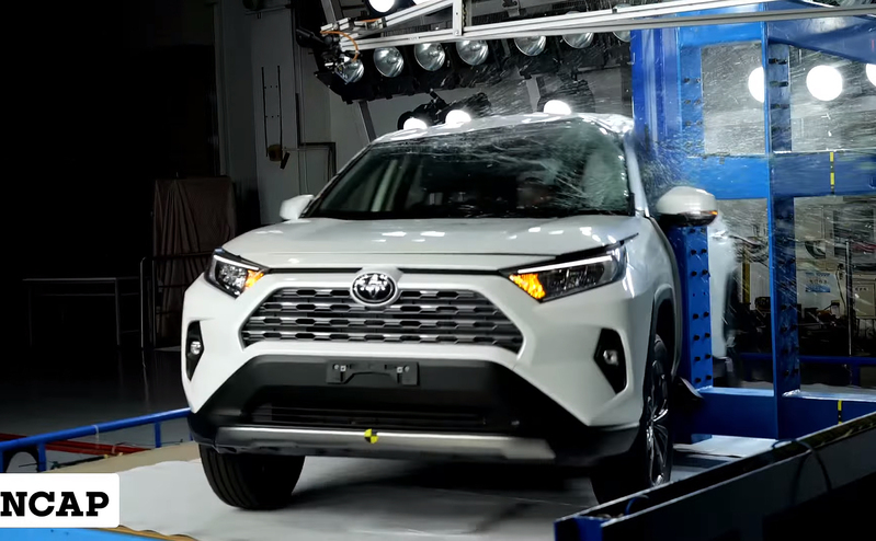 《TNCAP》公布首批受測成績 《Toyota Corolla Cross》跟《RAV4》都獲得5顆星評等