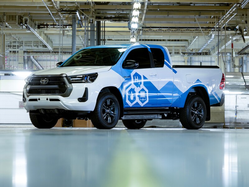 換殼的《Toyota Mirai》？《Toyota Hilux H2》氫能原型車 在英國小量生產