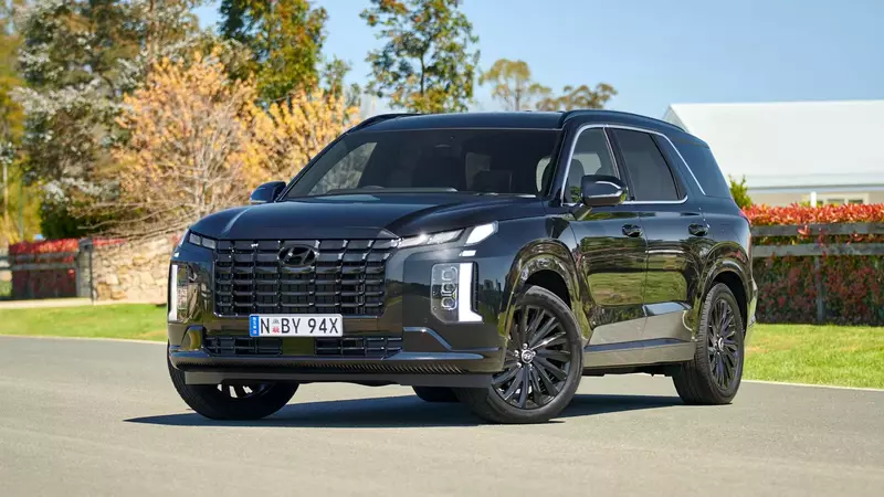 霸氣豪華就是我的代名詞！《Hyundai》全新大型SUV正式登場