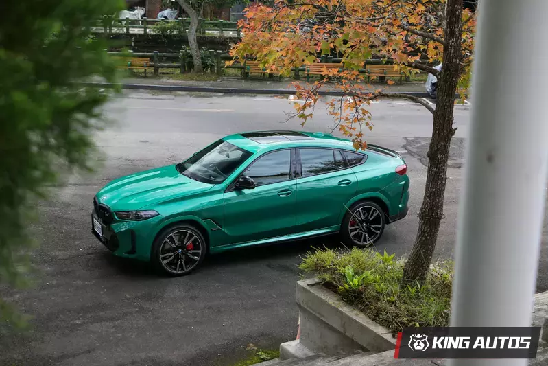 小改款《BMW X6 M60i》試駕報導｜文得很穩 武得很忤 科技感大幅升級