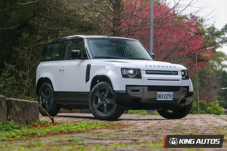 2024年式《Defender 90 D300 X-Dynamic HSE》試駕報導｜直六引擎輸出升級有感 配備更有誠意 更適合都會叢林