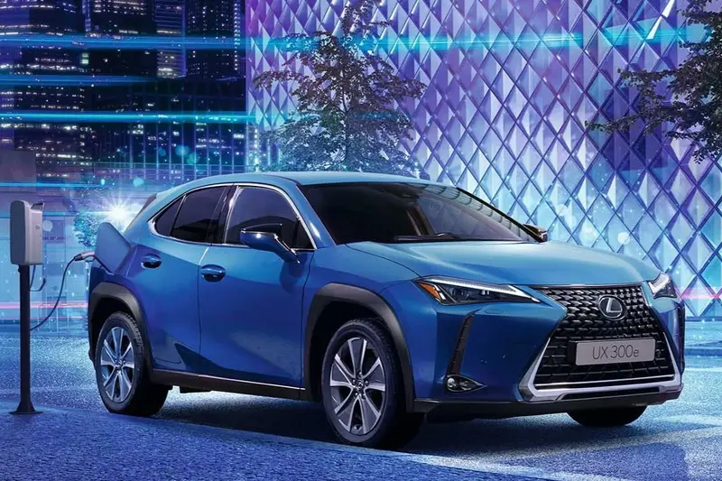 新年式《Lexus UX300e》升級12.3吋數位儀表&LSS+ 3.0 售價調漲2.6萬元