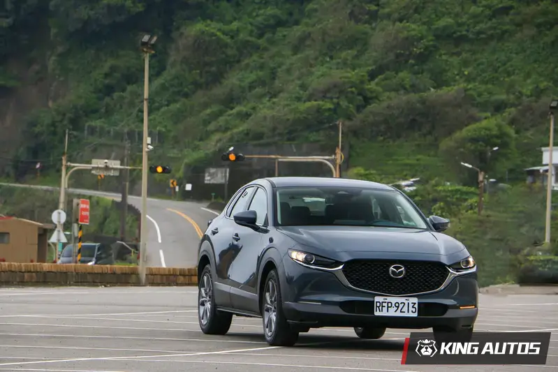 《Mazda CX-30 20S Ace Edition》試駕報導｜入門即豪華 90萬內何不買進口車